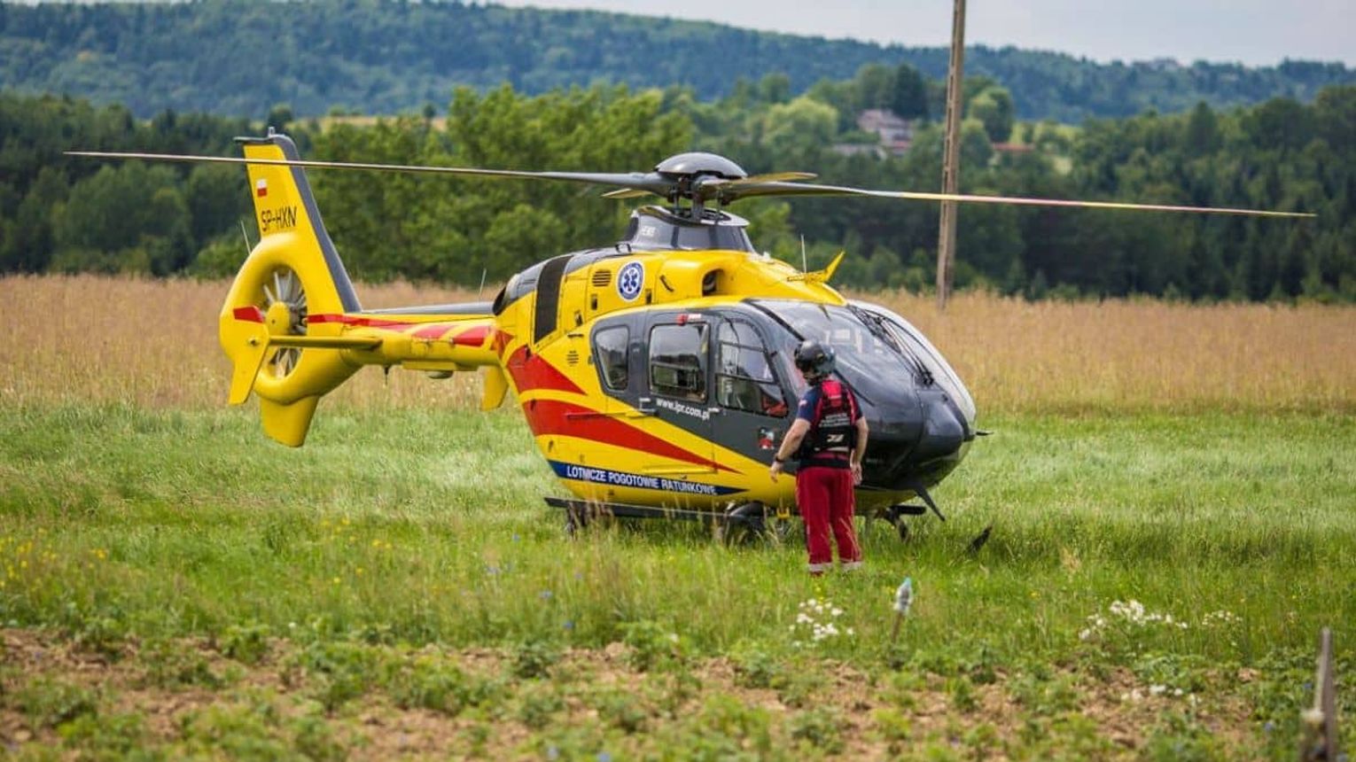 Ropa. Po nieletniego pacjenta przyleciał helikopter LPR [FOTO]